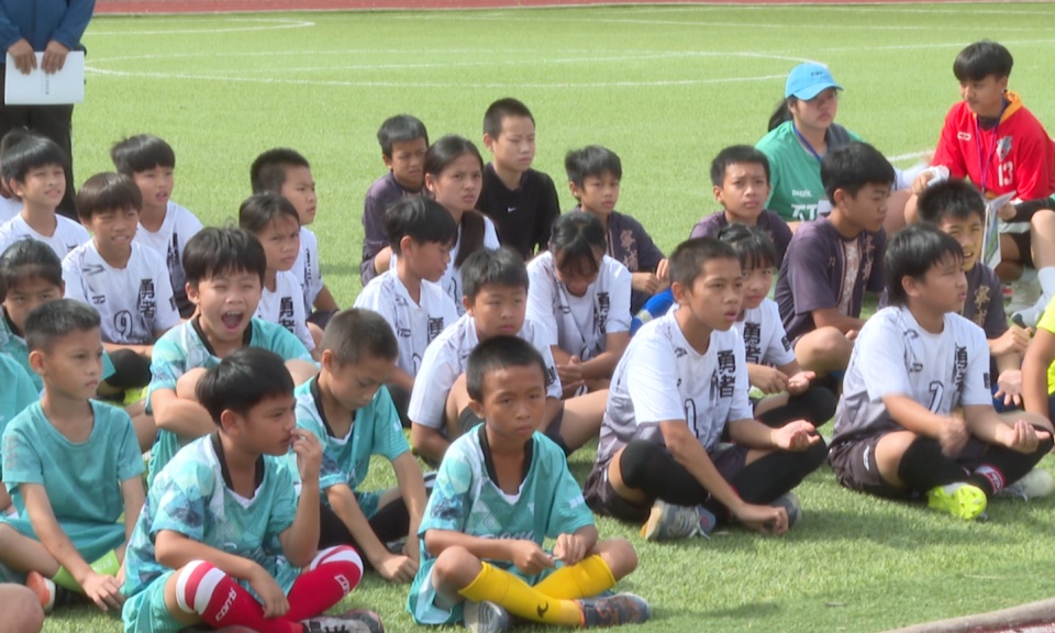 以球會友！東海岸足球明星賽 實踐群文化交流 — TITV News 原視新聞網