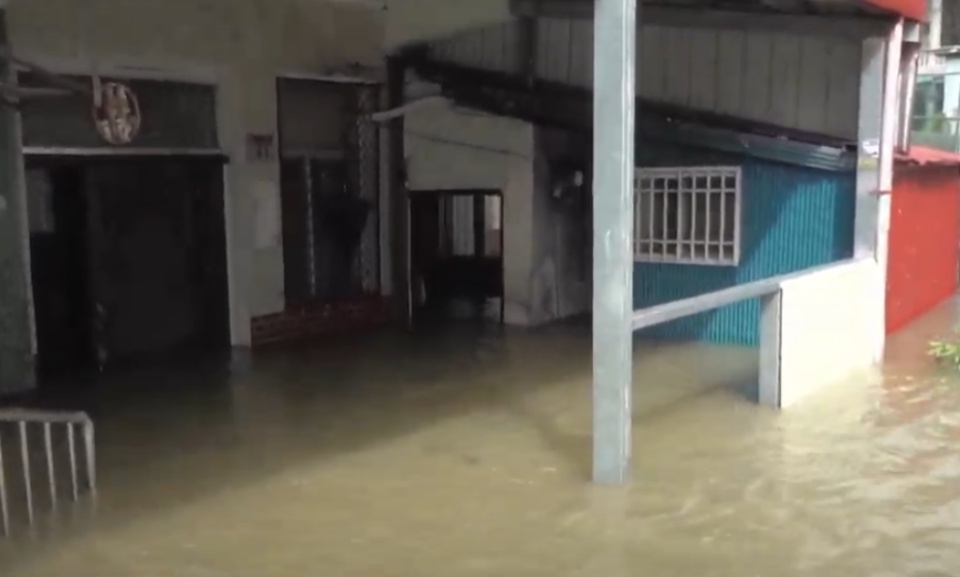 康芮水淹卓溪 公所諾助居民整理災後家園 — TITV News 原視新聞網