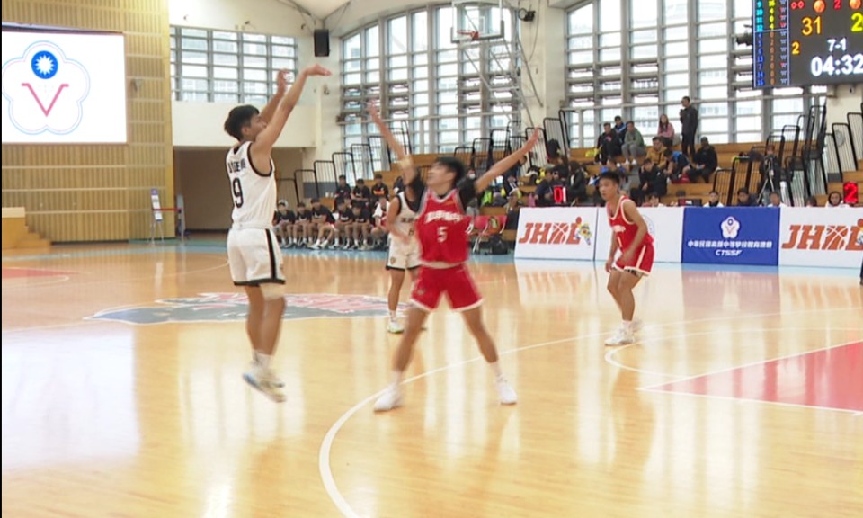 JHBL甲級男子組複賽 溪湖國中展現三分球實力 — TITV News 原視新聞網